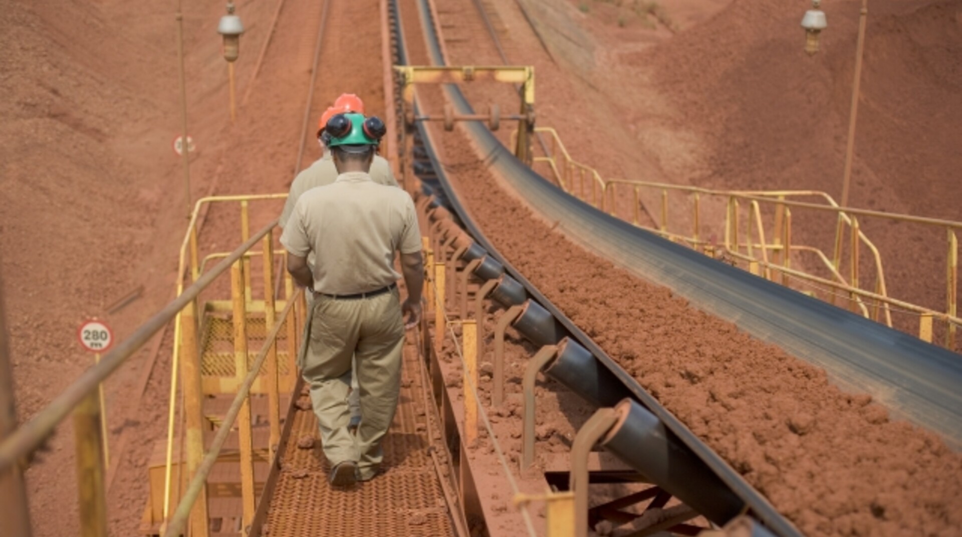 Bauxite 101 | The Aluminum Association